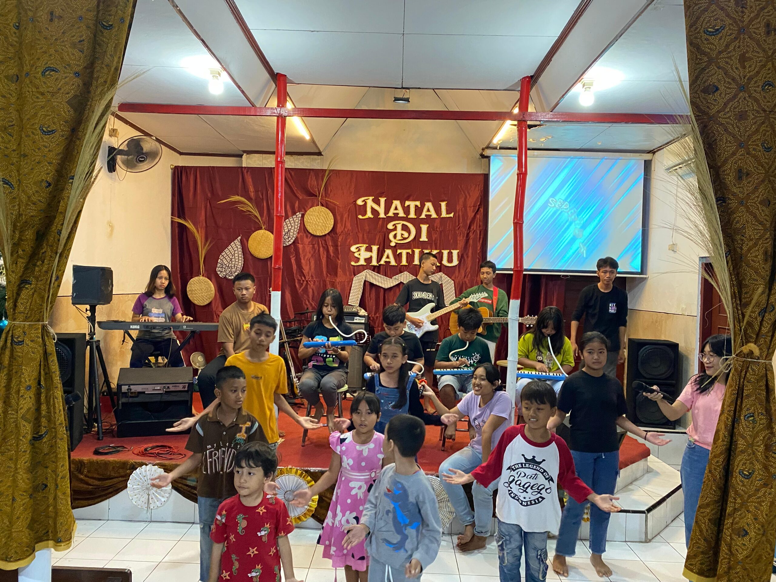Malam perayaan NATAL Tahun 2024 ibadah para Jemaah di GIA Bangsri ...